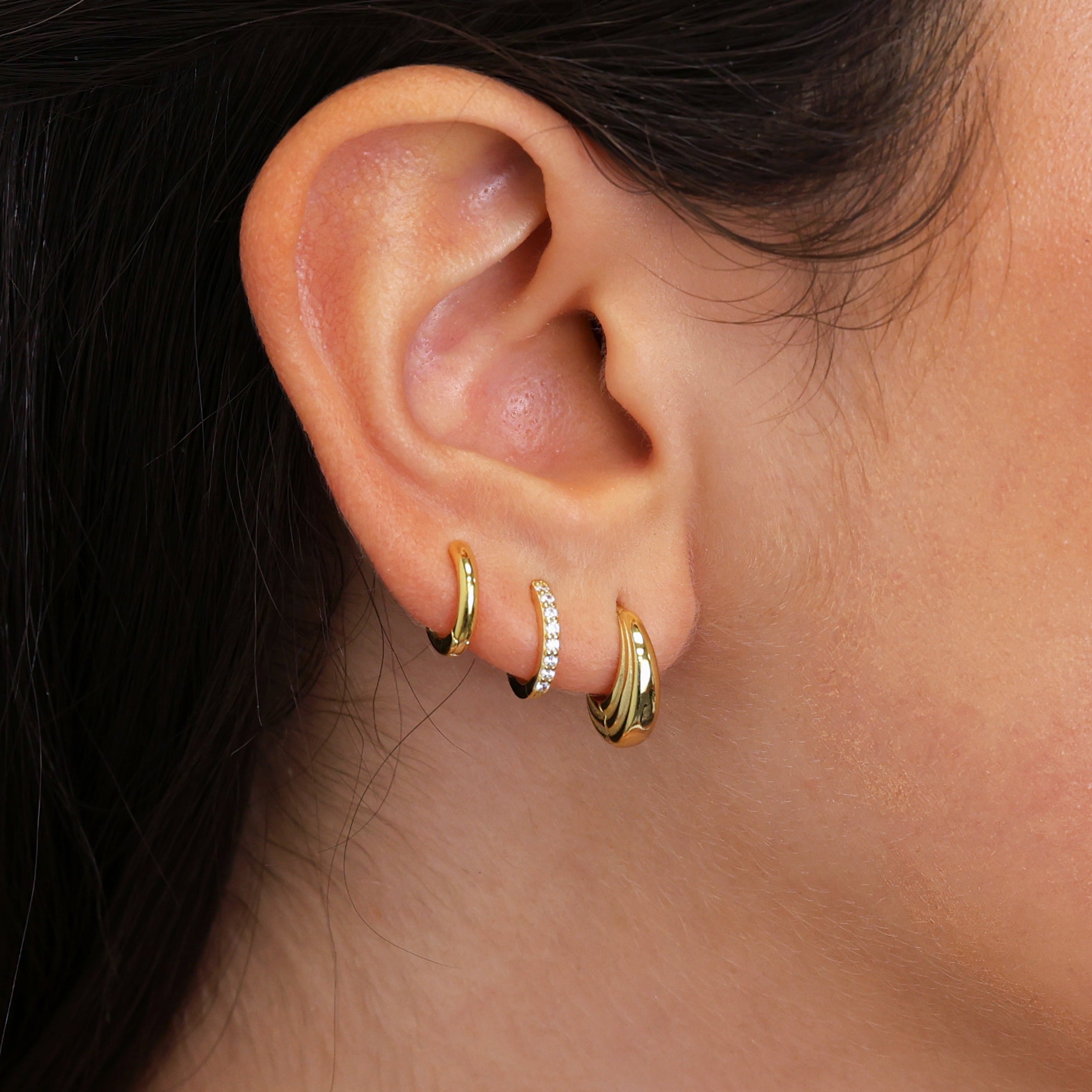 Wavy Hoop Set – Eyrful Artistry