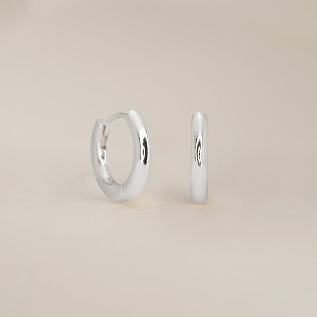 Round Solid Hoops – Eyrful Artistry