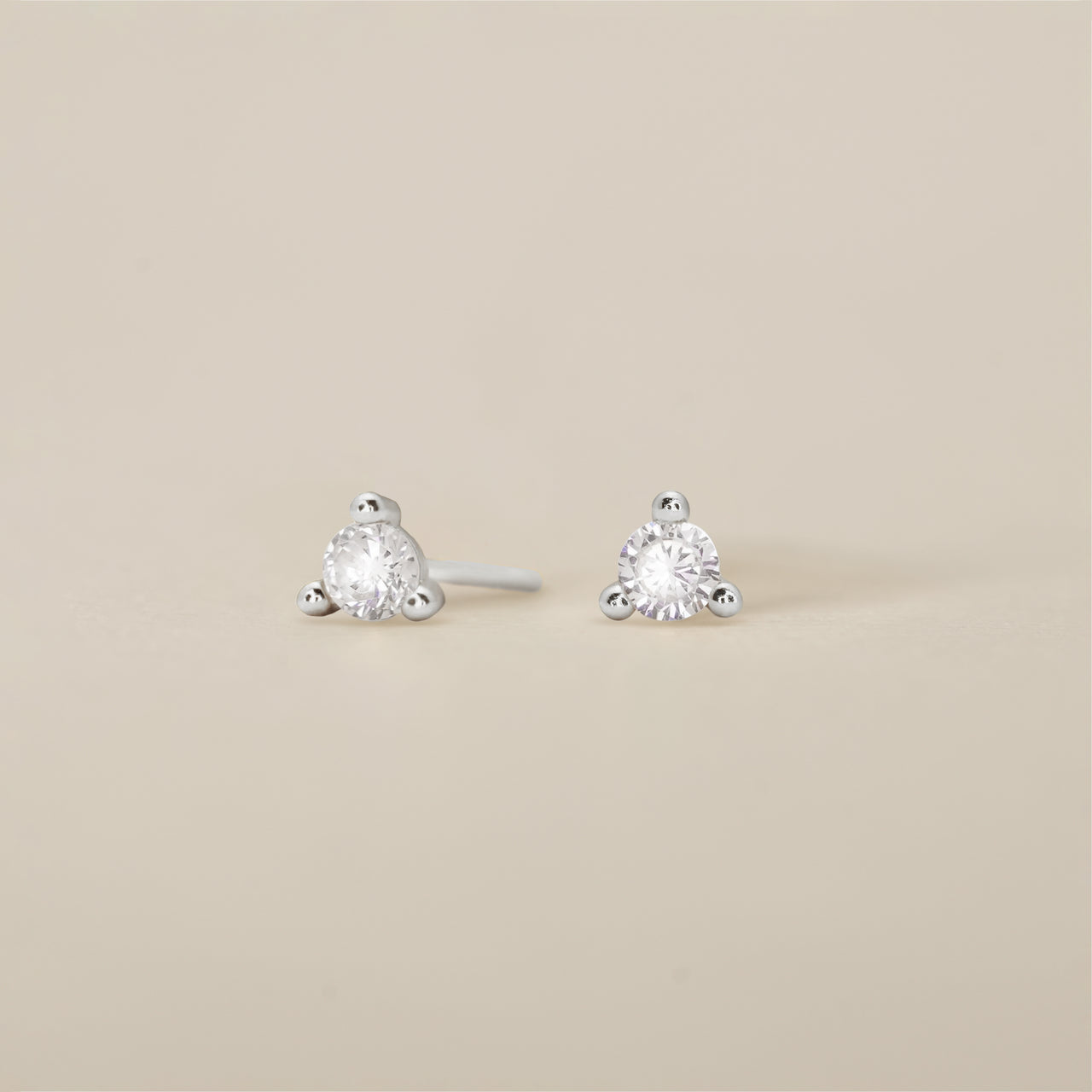 TOBI Diamond Studs – Eyrful Artistry