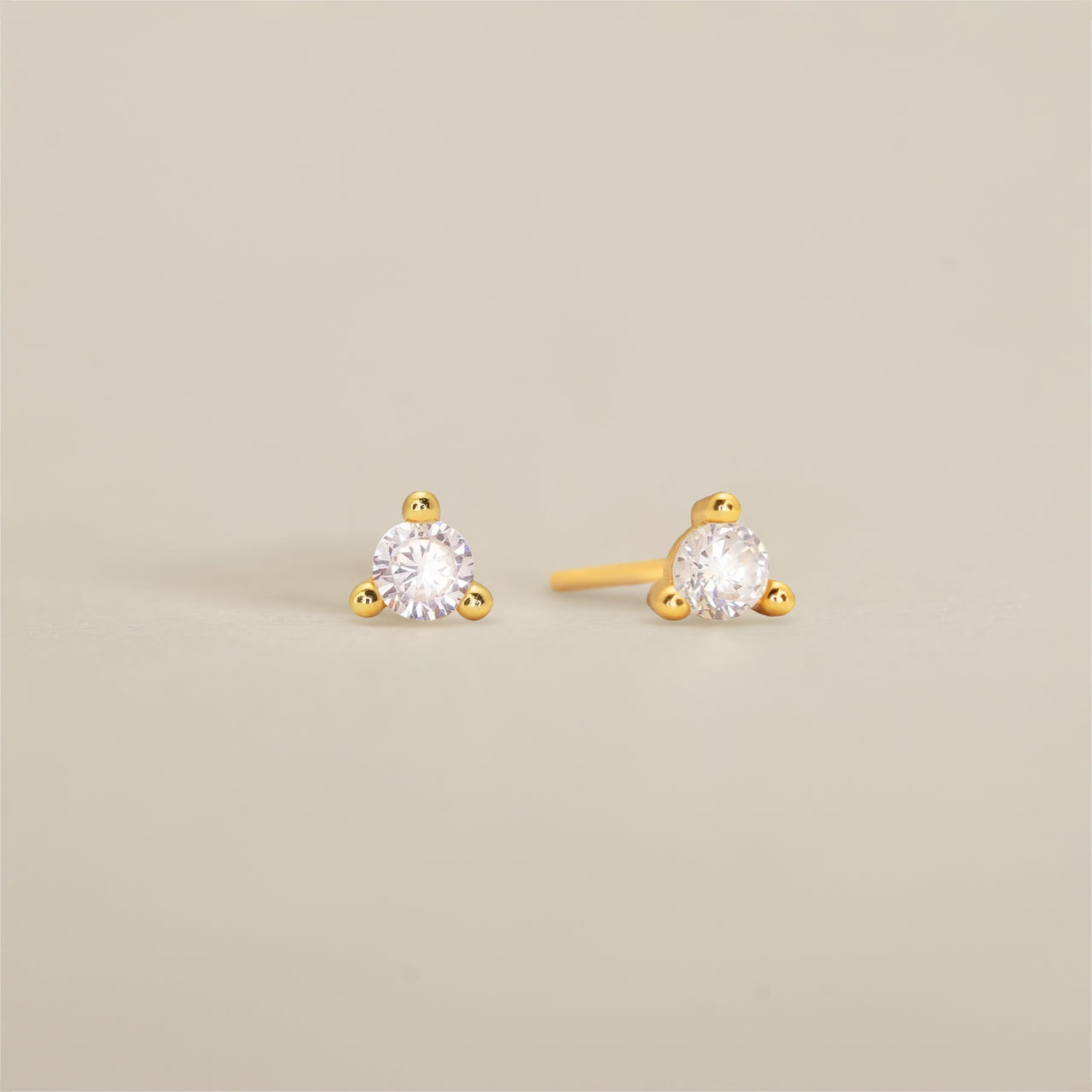 TOBI Diamond Studs – Eyrful Artistry