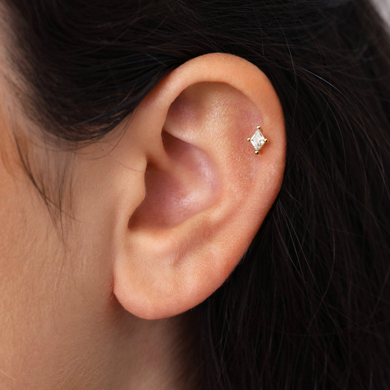 Diamond Cut Flat Back Earrings | eyrful