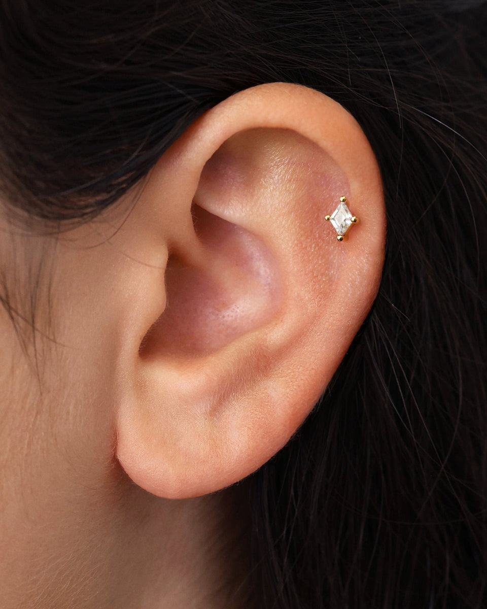 Diamond Cut Flat Back Labret – eyrful