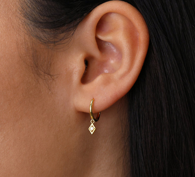 Minimalist Fine Earrings for All Women Everyday – eyrful