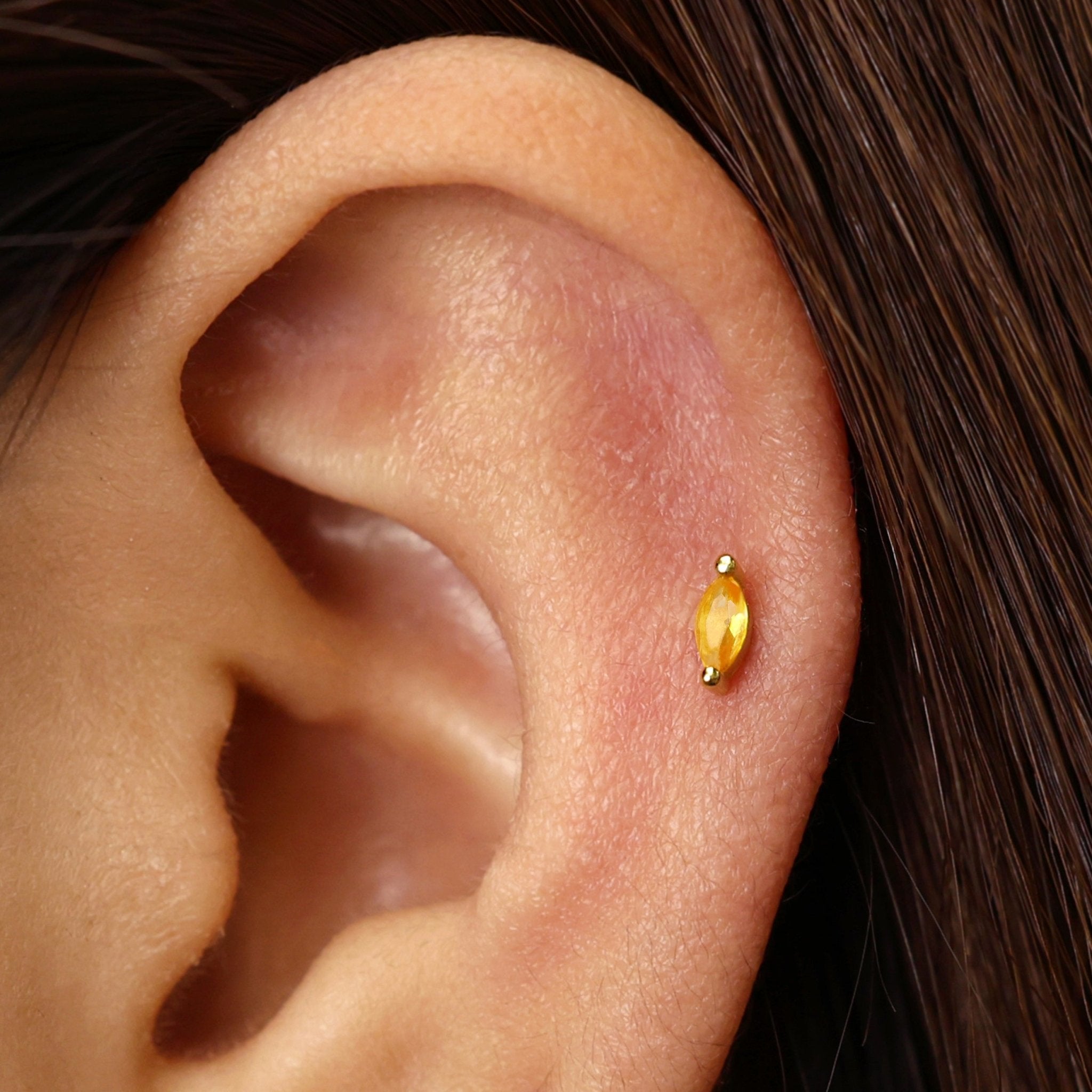 Topaz Marquise Flat Back Labret – eyrful